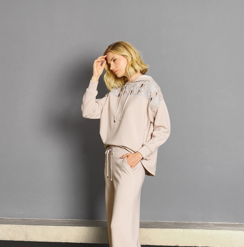 The new D.Exterior collection does not disappoint with its classic loo ...