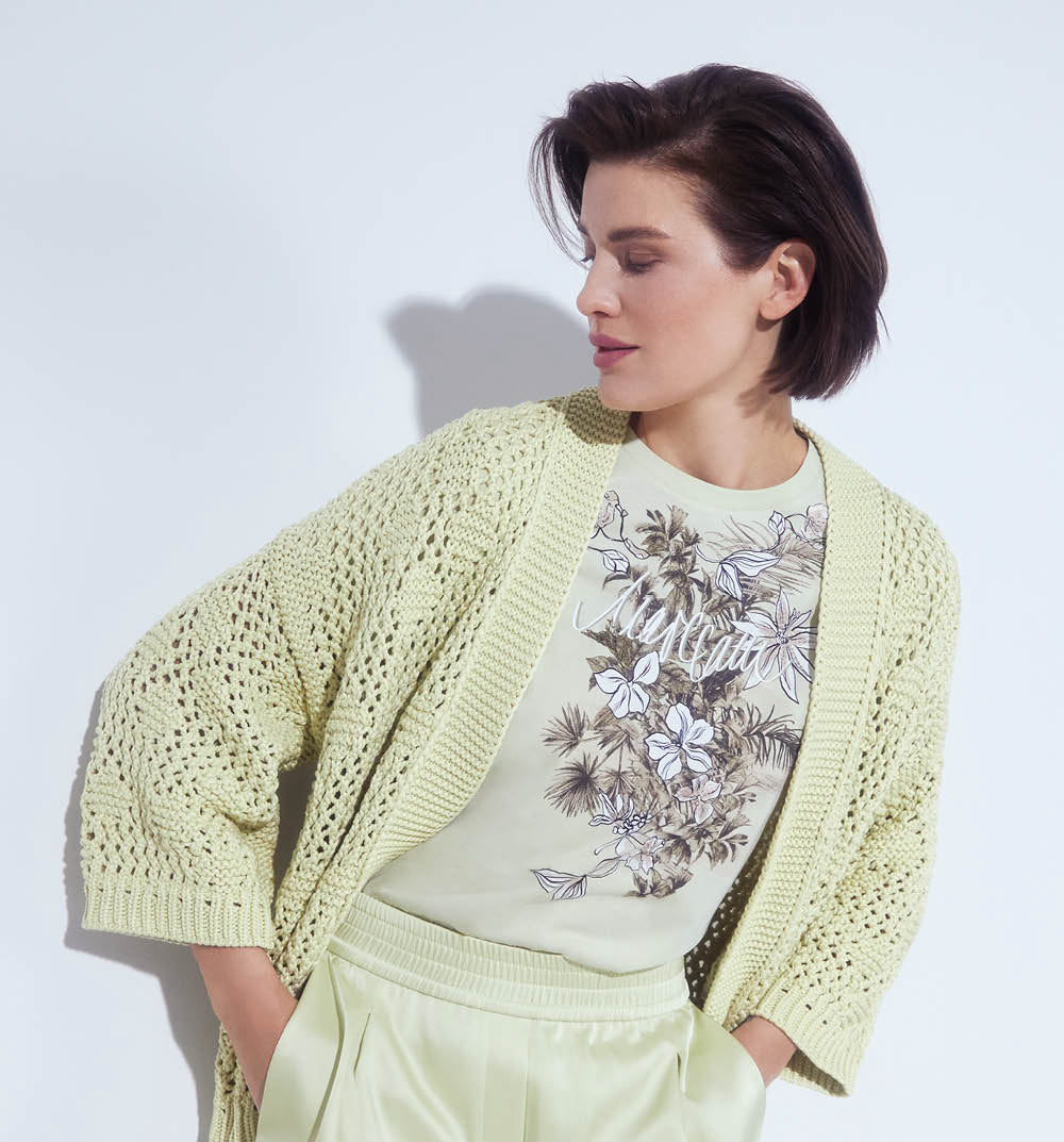 We are very excited to finally show you the late arrivals from Marc Ca ...