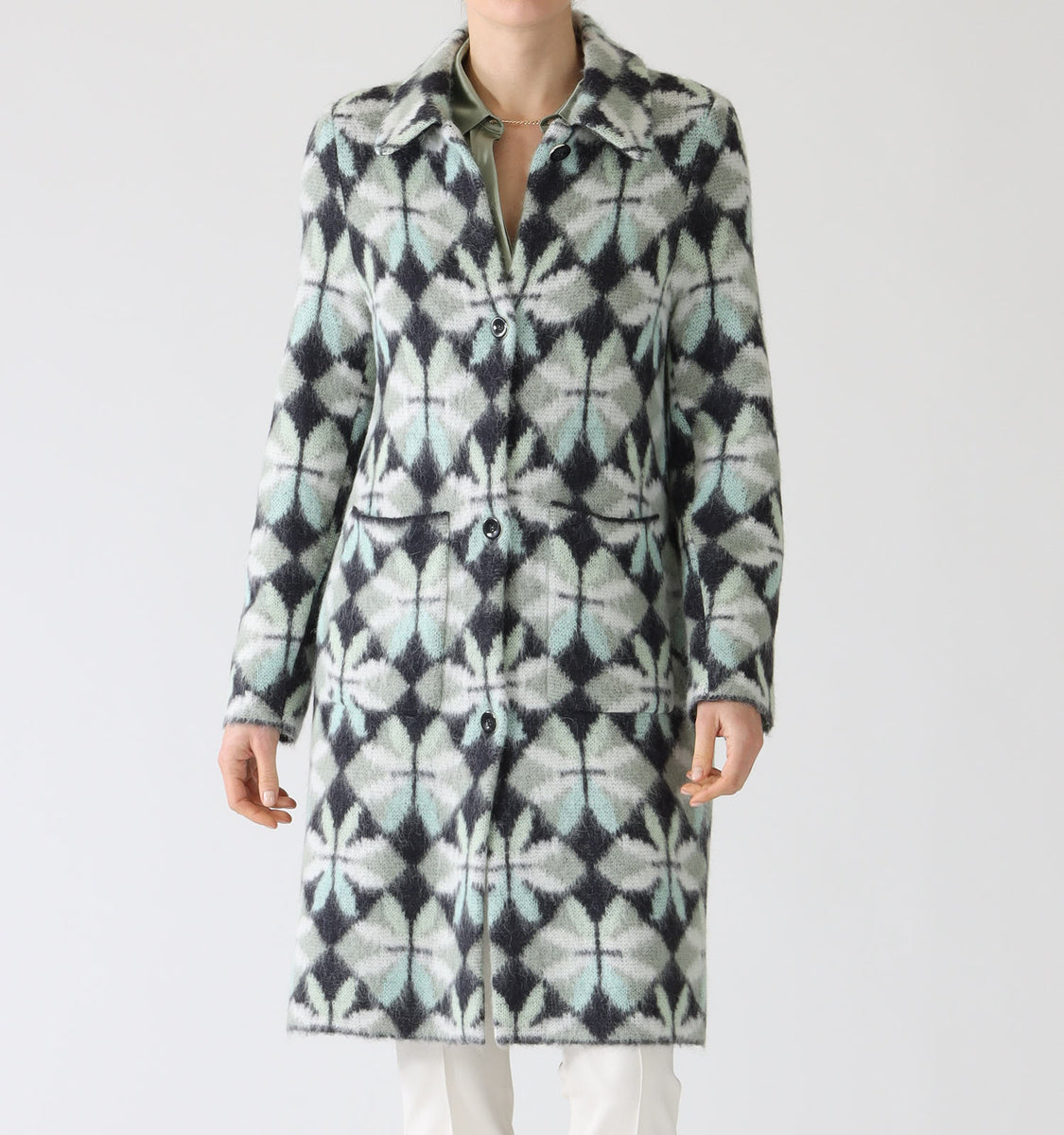 Coats – Angela Beer | The ultimate ladies shopping experience since 1979