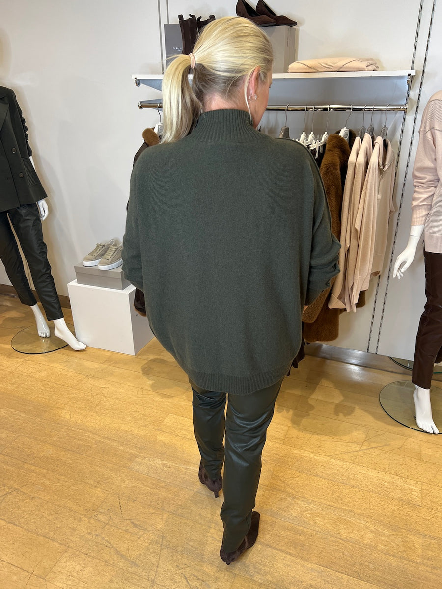 Bosco Polo Zip Neck Cashmere Blend Sweater – Angela Beer | The ultimate ...