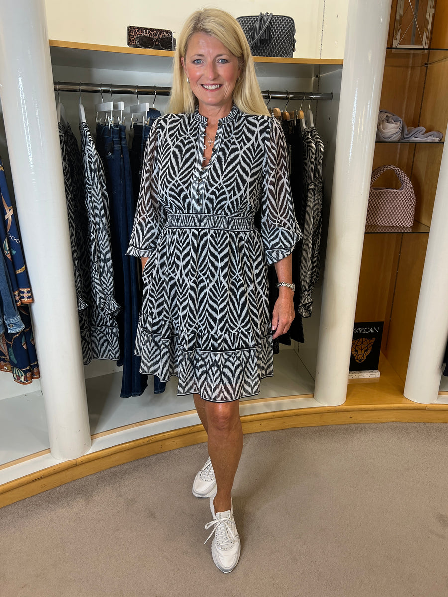 Black & White Nyra Dress – Angela Beer | The ultimate ladies shopping ...