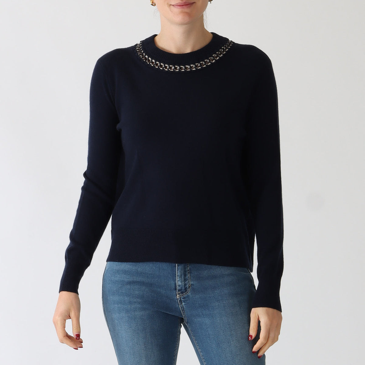 Navy Cashmere Sweater With Gunmetal Chain – Angela Beer | The ultimate ...