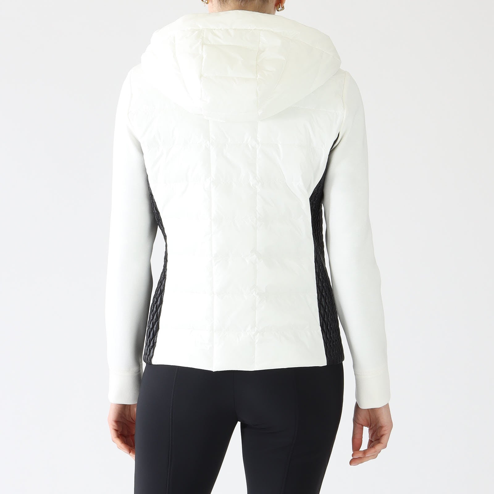 Off White Ski Style Puffer Jacket – Angela Beer | The ultimate ladies ...