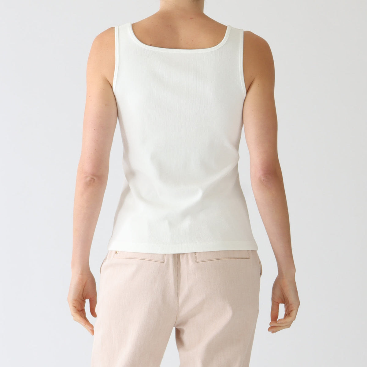 Off White Stretch Cotton Tank – Angela Beer | The ultimate ladies ...