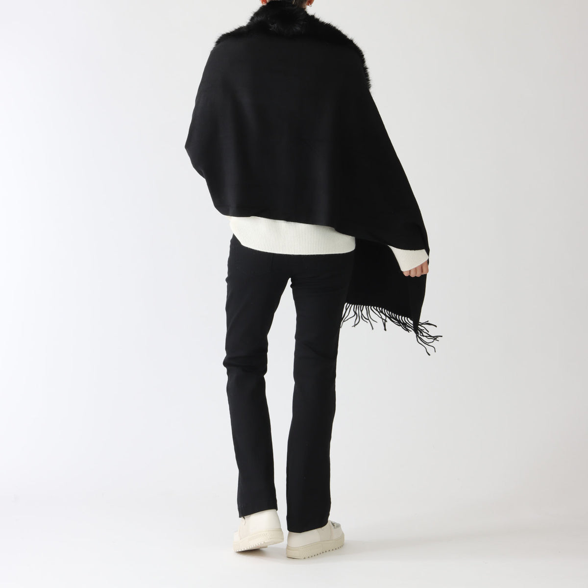 Black Wendy Faux Fur Cape – Angela Beer | The ultimate ladies shopping ...